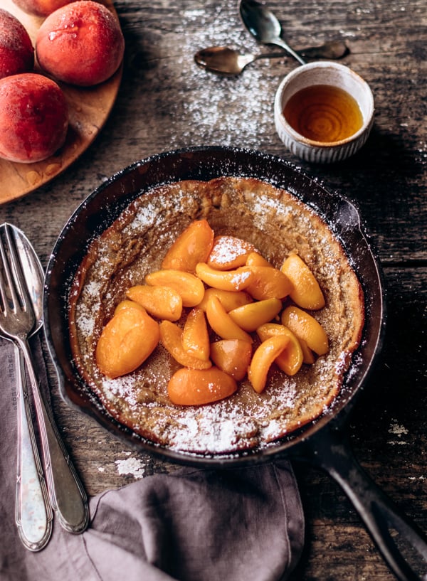 (Recipe) Dutch Baby with caramelized apricots